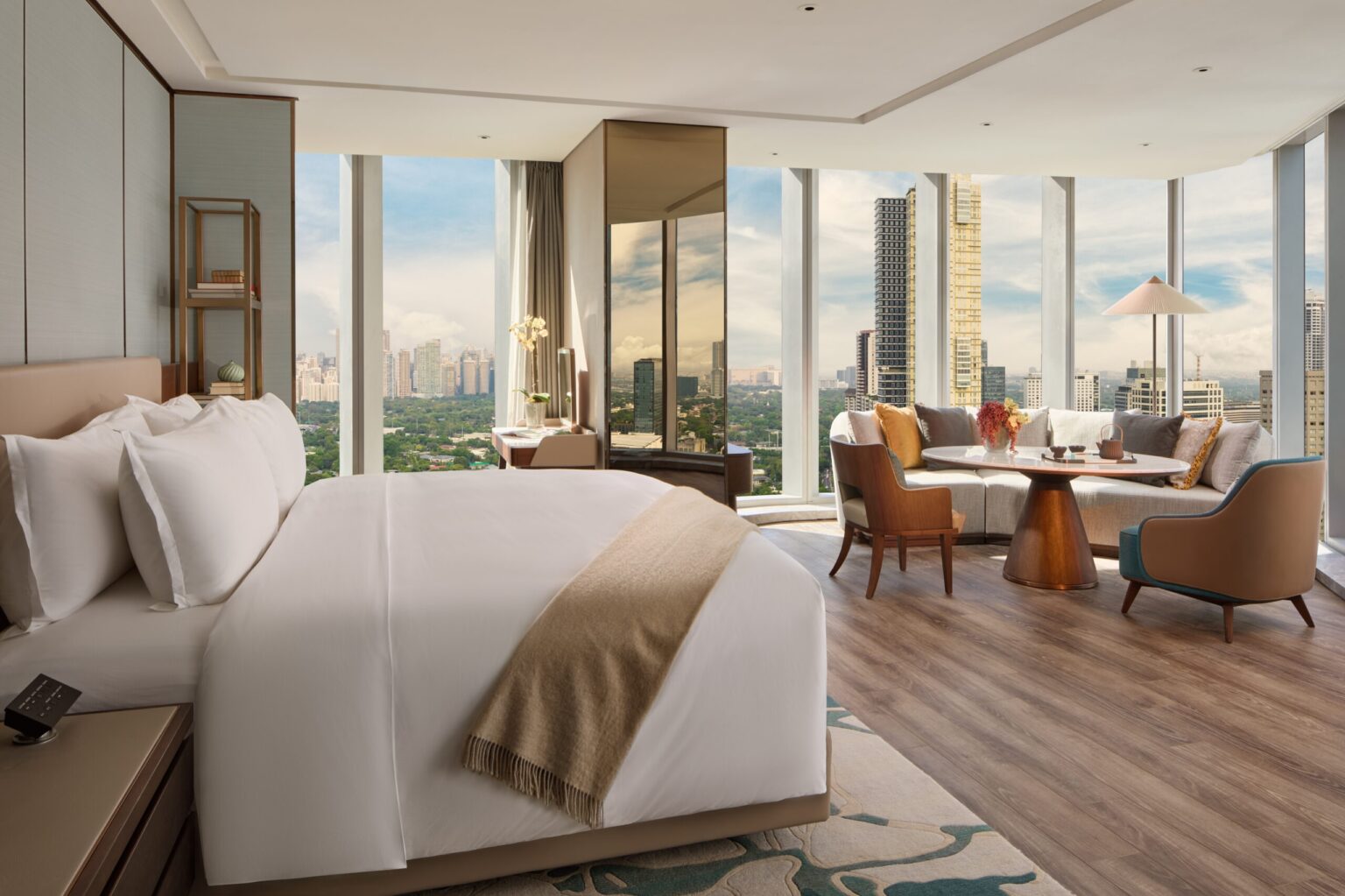 Mandarin Oriental returns to Makati, to open in December 14 ...